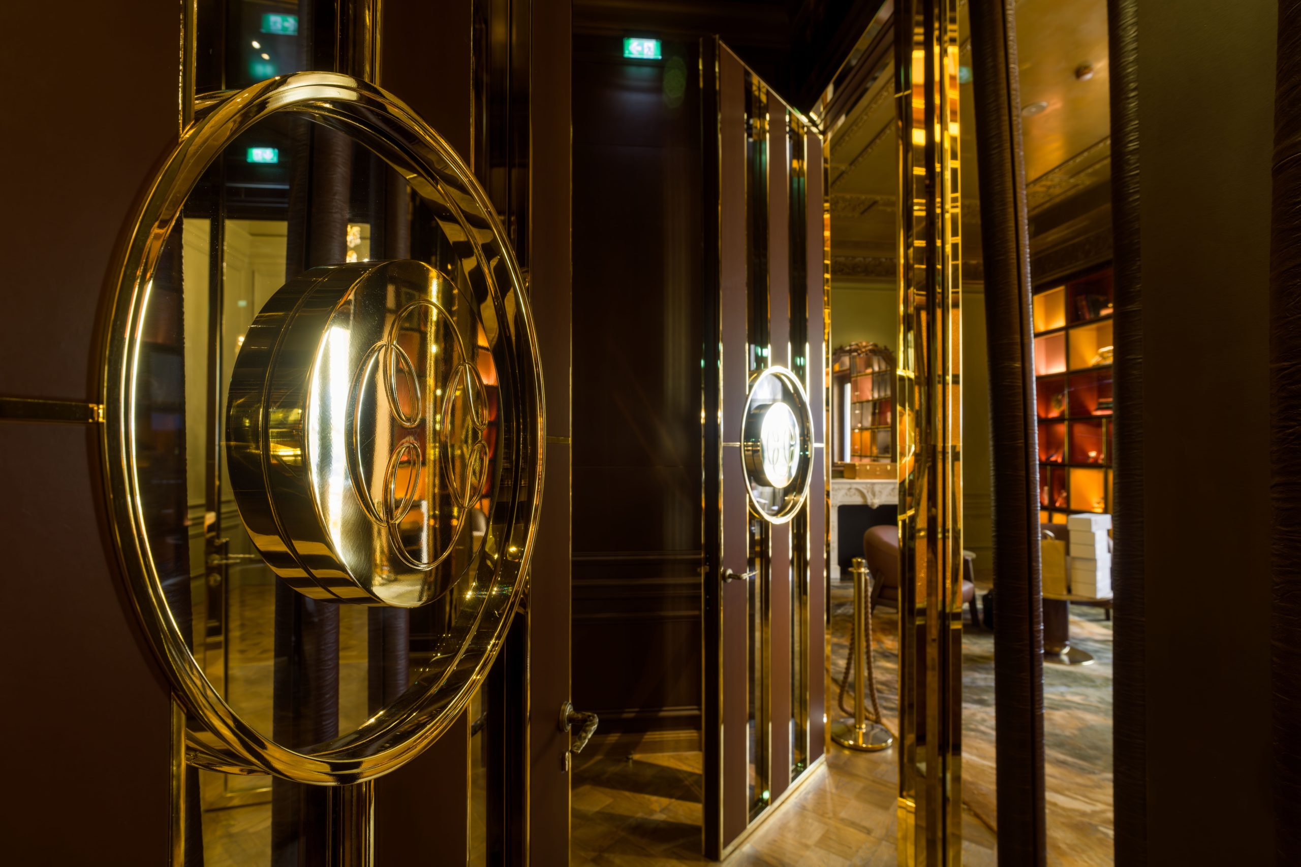The Billionaire’s Cigar Lounge: Inside the Monte-Carlo Cigar Club ...